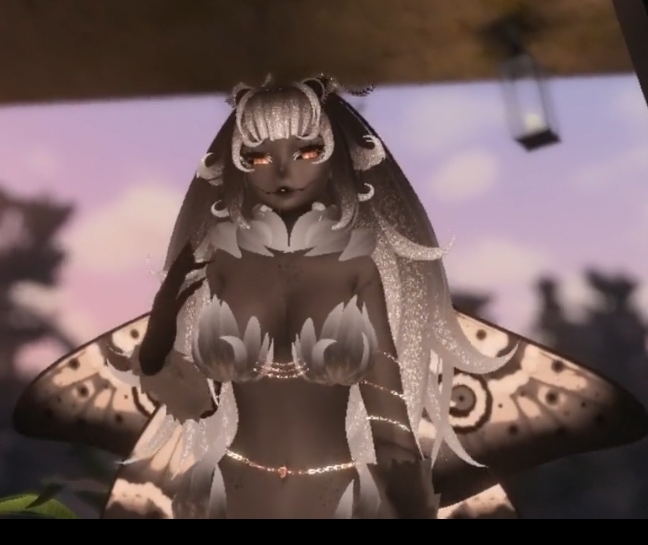 [SOLVED] LF: This moth lady avi | RipperStore Forums