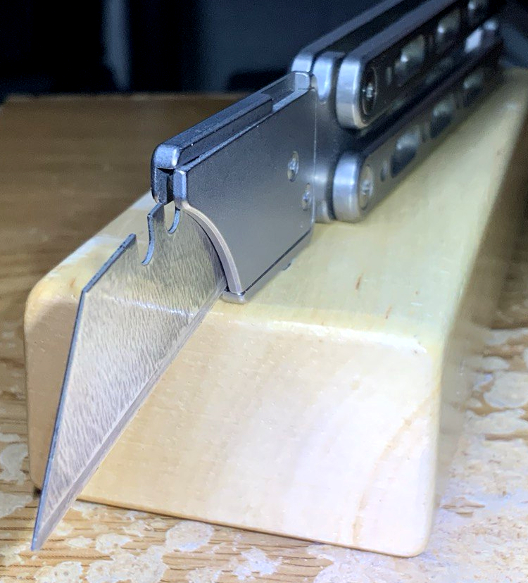 Something different - Titanium “razor blade” balisong : r/BalisongClones